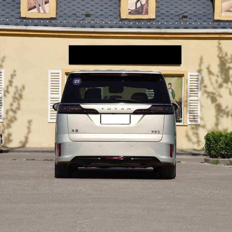 Voyah Dreamer China Electric MPV - AI Car Global